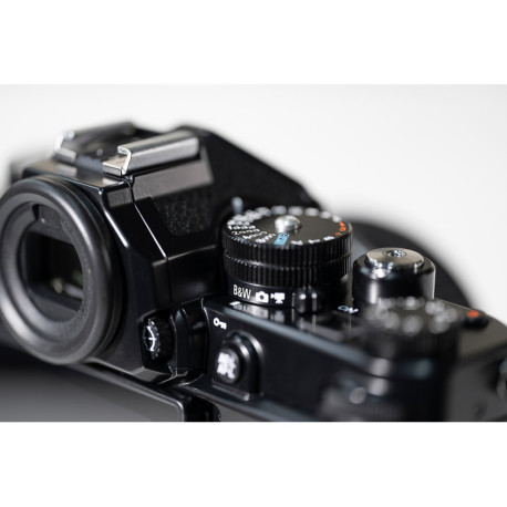 Camera Nikon Zf (Moss Green) | PhotoSynthesis